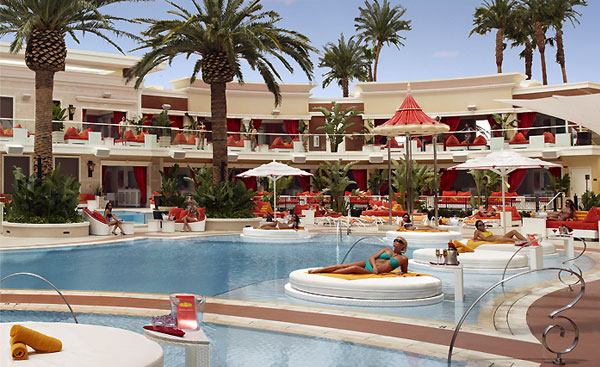 LUX Travel: Top 5 Poolside Scenes | LadyLUX - Online Luxury Lifestyle ...